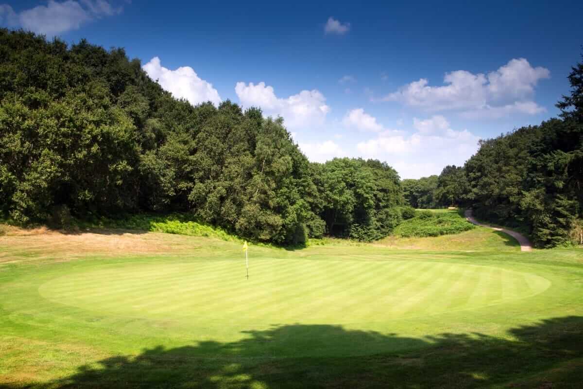 Hole 9 | Newbury & Crookham Golf Club